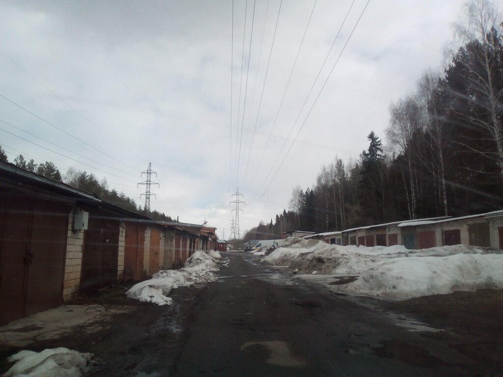 Garajlar Saturn, Izhevsk, foto