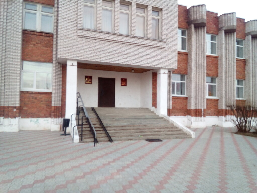 Belediyeler, devlet daireleri Administratsiya munitsipalnogo obrazovaniya gorodskogo poseleniya Zheshart, Komi, foto
