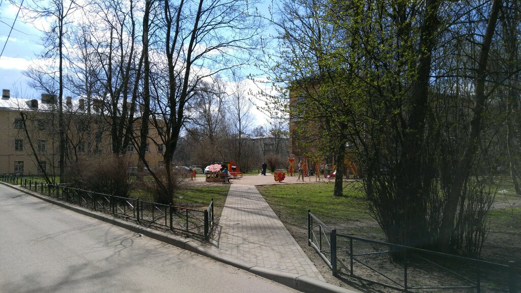 Oyun alanı Playground, Saint‑Petersburg, foto