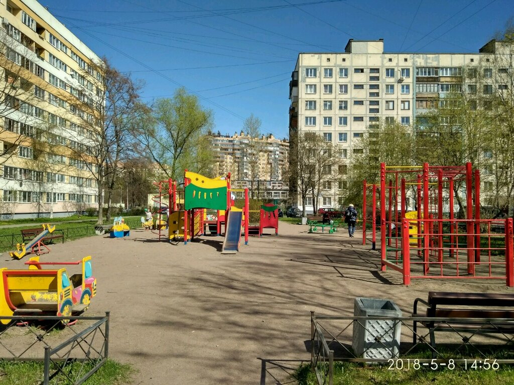Oyun alanı Playground, Saint‑Petersburg, foto