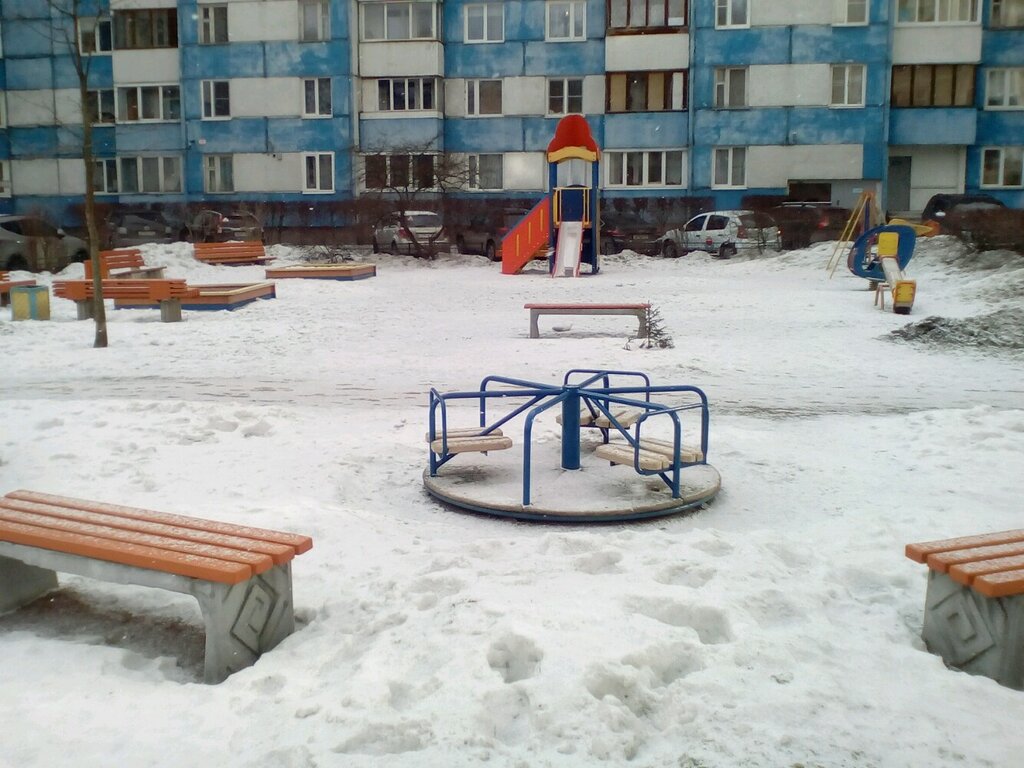 Oyun alanı Playground, Saint‑Petersburg, foto