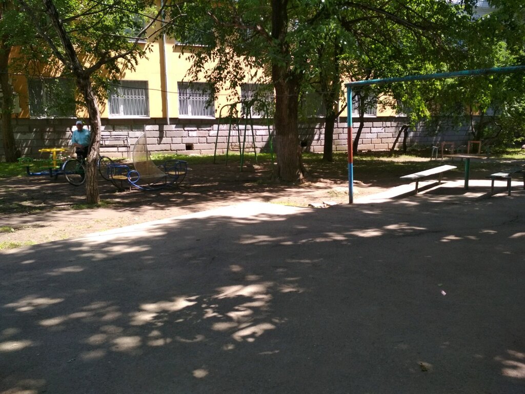 Oyun alanı Playground, Krasnodar, foto