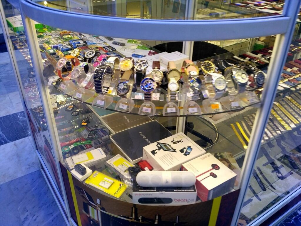 Saat tamircileri Remont Chasov, Moskova, foto