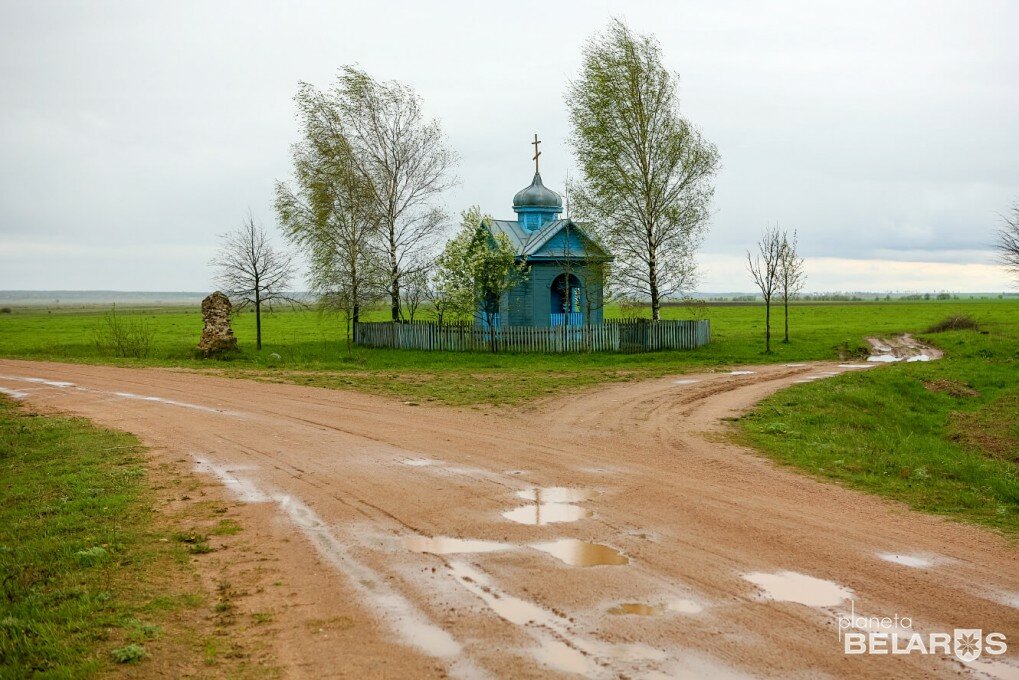 Ortodoks kiliseleri Часовня православная, Minskaya oblastı, foto