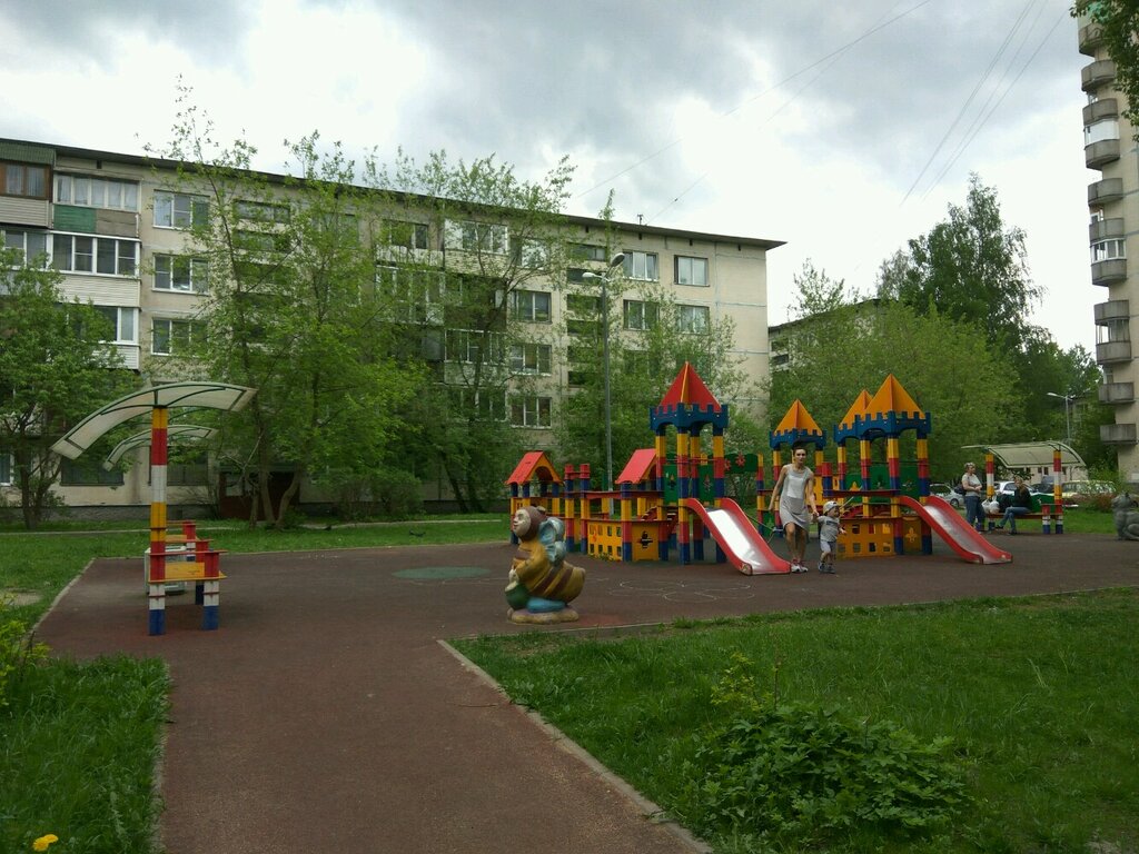 Oyun alanı Playground, Saint‑Petersburg, foto