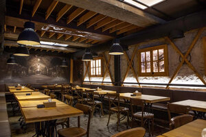 Beer Academy pub-caffe (Moskovyan Street No:8, Yerevan), kafe  Erivan'dan