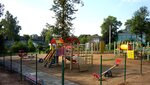 Playground (Tver Region, Krasny Kholm, Gorodskoy skver), oyun alanı  Krasniy Holm'dan