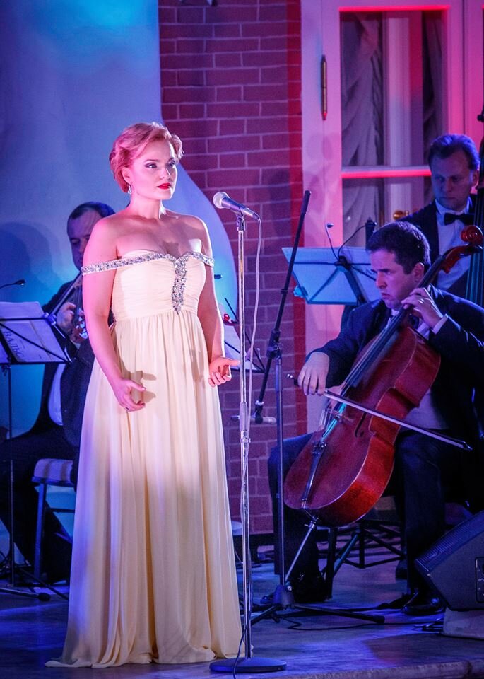 Müzik kulüpleri Opera in Palace, Moskova, foto