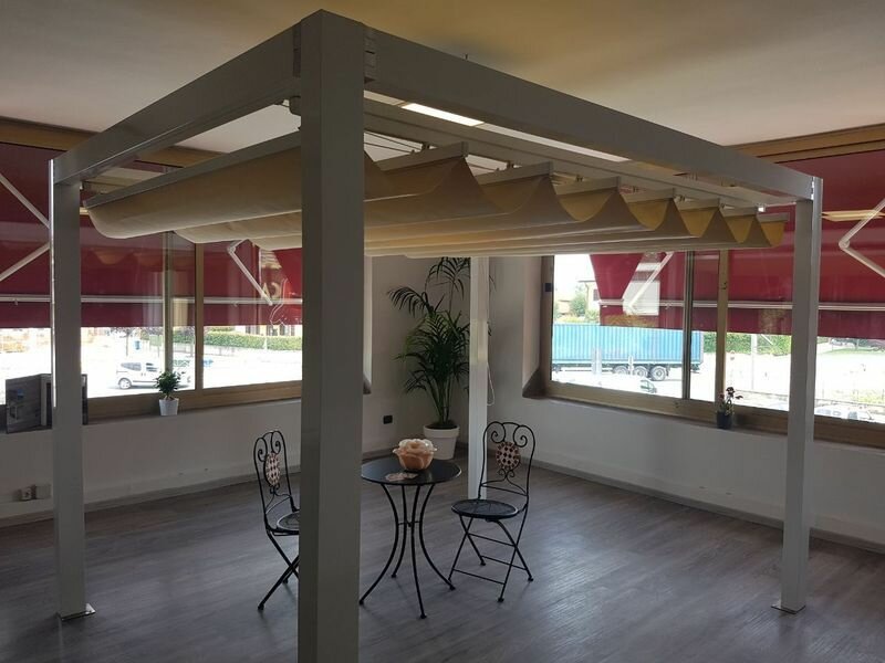 i̇ç mimarlık firmaları L'Arte della Tenda, Piyemonte, foto