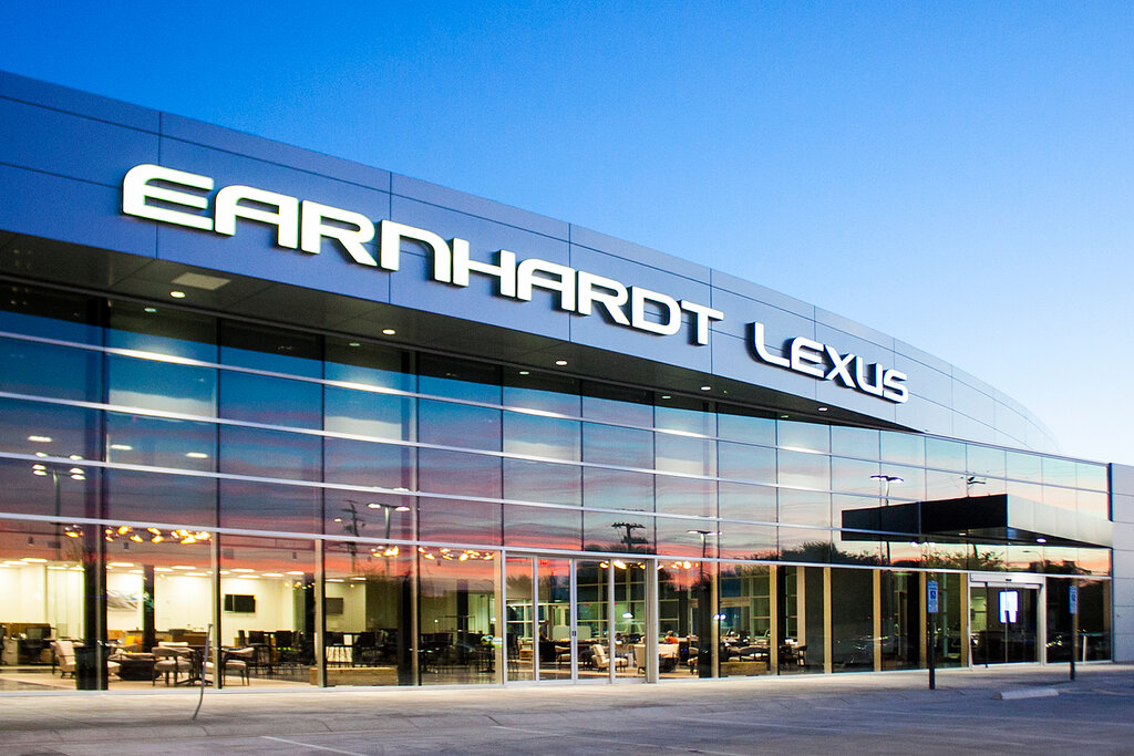 Otomobil satış galerileri Earnhardt Lexus, Phoenix, foto