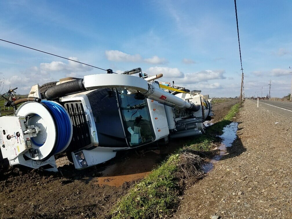 Çekici hizmeti College Oak Towing, Sacramento, foto