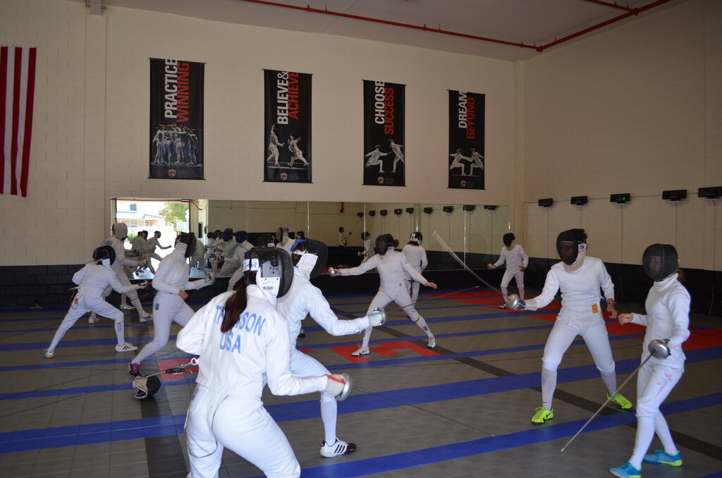 Spor ve eğlence merkezi Academy Of Fencing Masters, Kaliforniya Eyaleti, foto