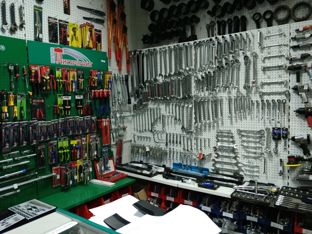 Oto servis ve bakım ekipmanları Sila mehanika, Omsk, foto