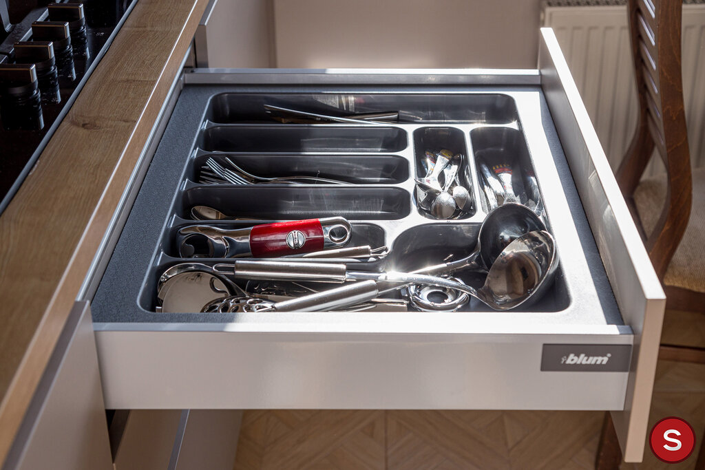 Mobilya fabrikaları Sofia, Krasnodar, foto