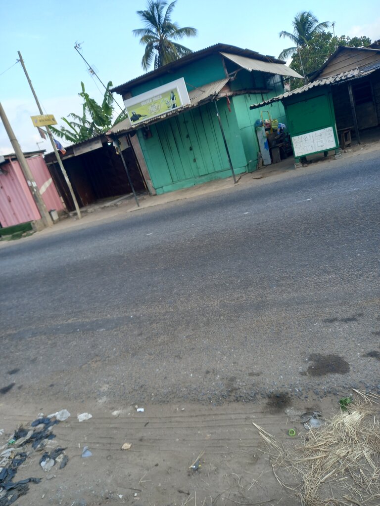 Alkollü içecek toptan Golden touch, Akra, foto