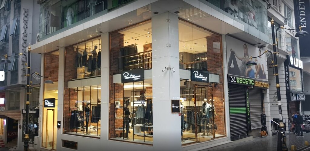 Giyim mağazası Pantamo Jeans, İstanbul, foto