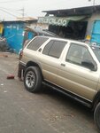 Ets le Calcio (Brazzaville, Avenue des Trois Martyrs), oto aksesuarları  Brazzaville'den