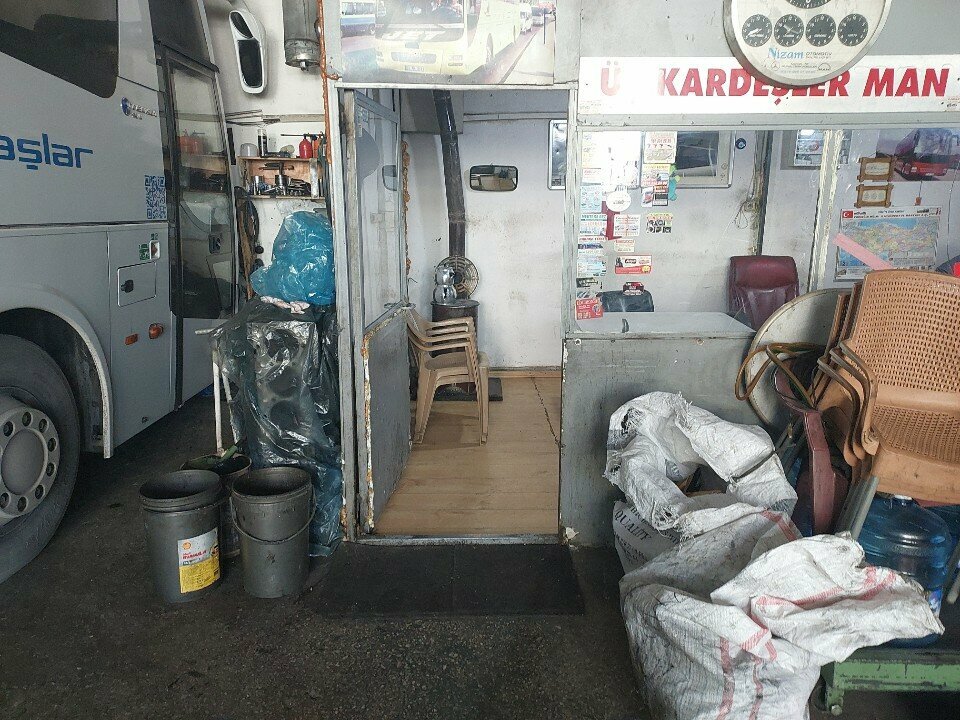 Kamyon ve ağır vasıta satış ve servis firmaları Üç Kardeşler Daf, Ankara, foto