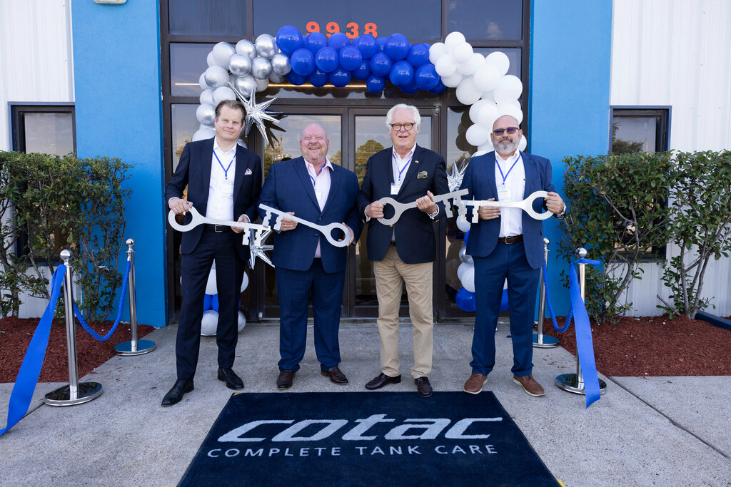 Lojistik firmaları Hoyer Global Transport Fze, Dubai, foto