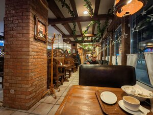 Obzhora San (ulitsa Lenina No:12А), kafe  Nijnevartovsk'tan