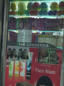 Pak cosmetics (Province of Punjab, Lahore, Nadirabad, Pholiyia Wali Street), kozmetoloji, kozmetik salonları  Lahor'dan