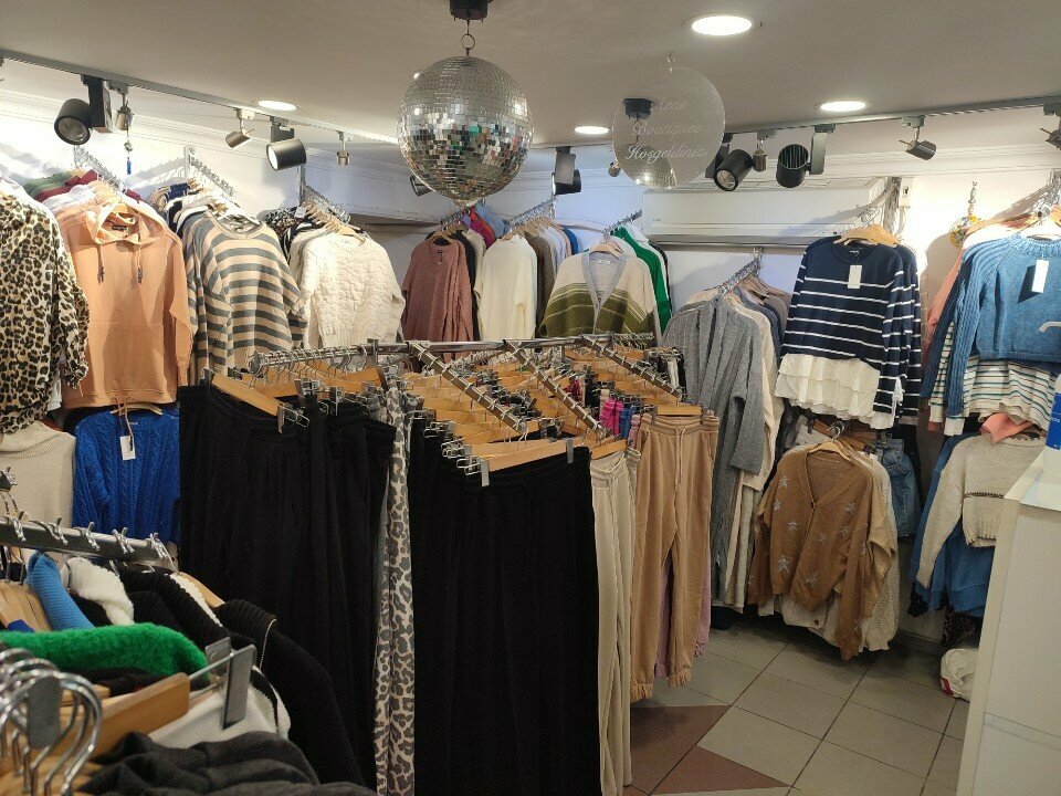 Giyim mağazası Aras Boutique, İstanbul, foto