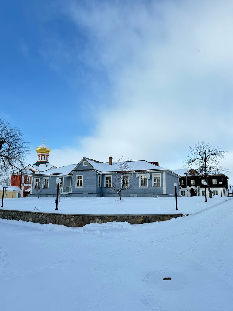 Turistik yerler Южный гостиный корпус, Novgorodskaya oblastı, foto