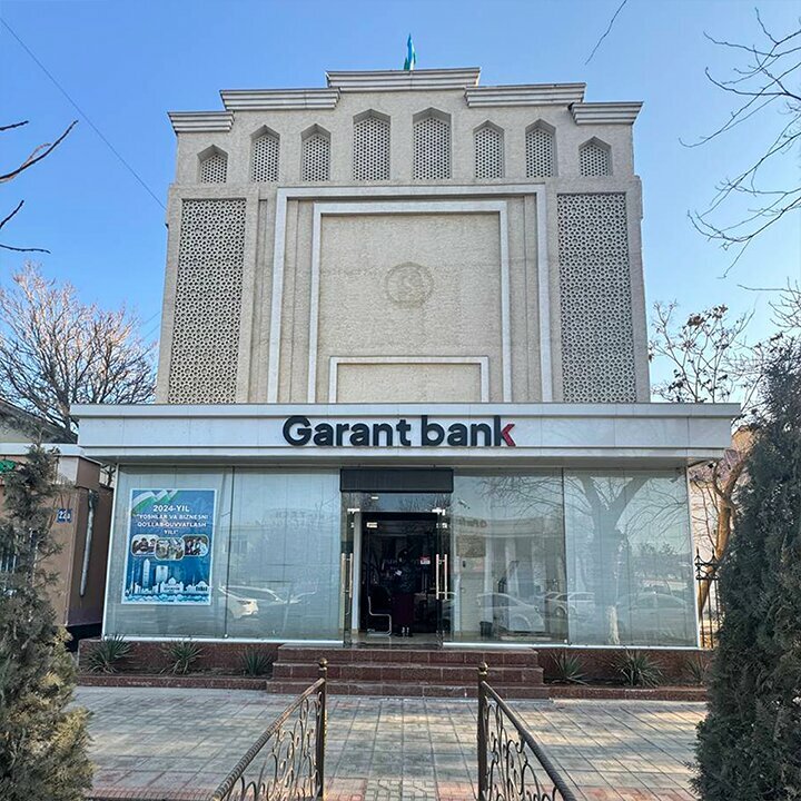 ATM'ler Garant bank, Cizzak, foto
