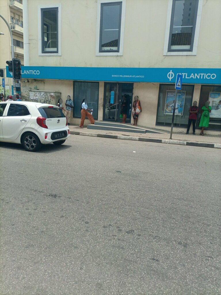 Banka Banco Comercial do Atlântico, Loanda, foto