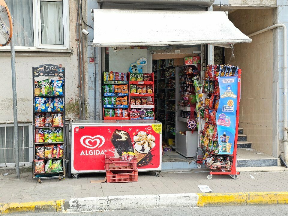 Market Eyüp Yusuf Furkan Gıda, İstanbul, foto