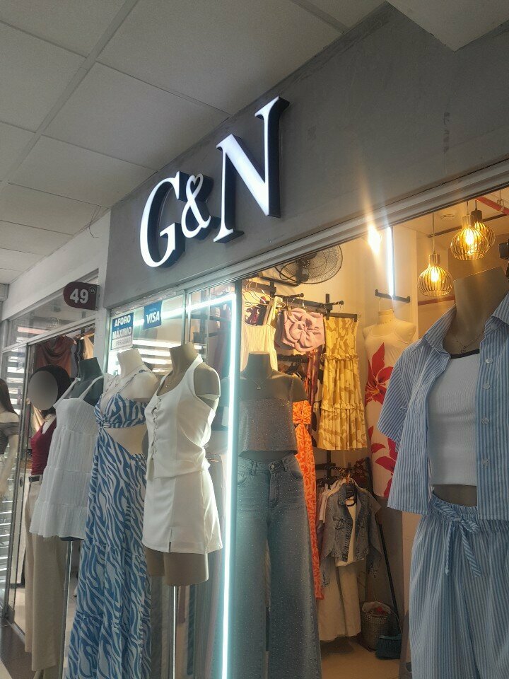 Giyim mağazası G&n, Lima, foto