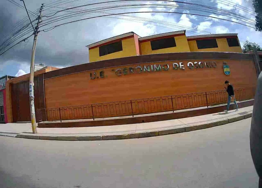 Yüksekokul U. E. Geronimo De Osono, Cochabamba, foto