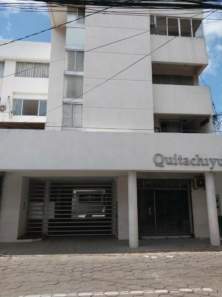 Bina, site yönetimi Condominio Quitachiyu, Santa‑Krus, foto