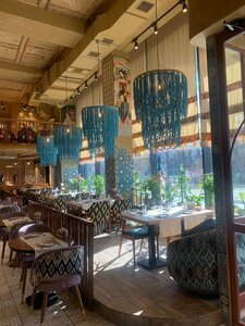 Afsona family (Abilkair khan Avenue No:52А), restoran  Aktöbe'den