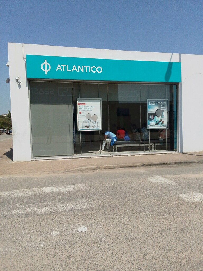 Banka Banco Millennium Atlântico, Loanda, foto