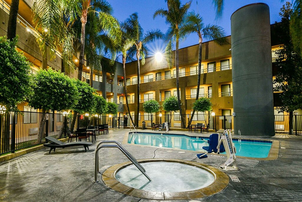 Otel Travelodge by Wyndham Commerce Los Angeles Area, Commerce, foto