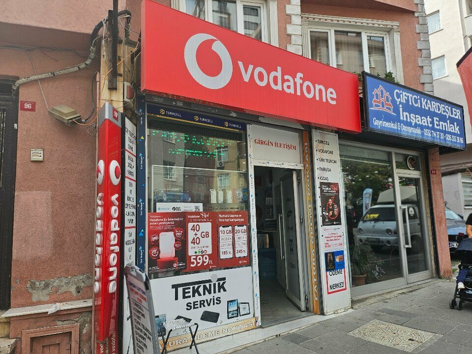 Cep telefonu ve aksesuarları satış mağazaları Girgin İletişim, İstanbul, foto
