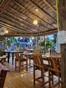 Maikhao Memory Bar & Restaurant by NooNit's Kitchen (Phuket, Thalang, Mai Khao, Soi Mai Khao 6), kafe