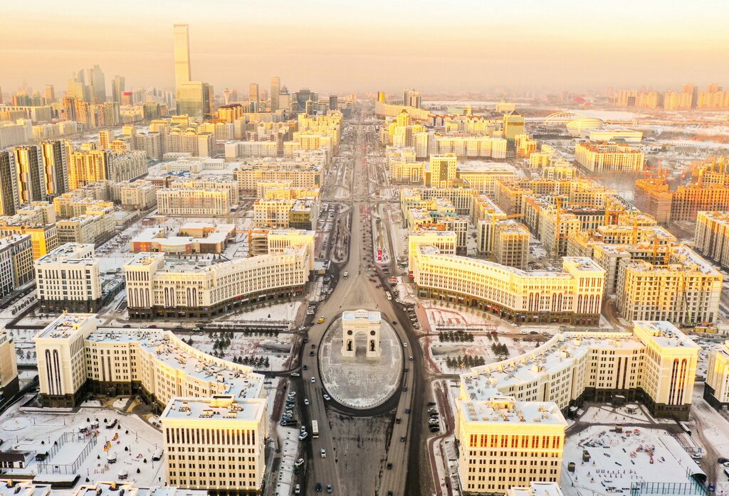 Gazete ve dergiler Astana Akshamy, Astana, foto