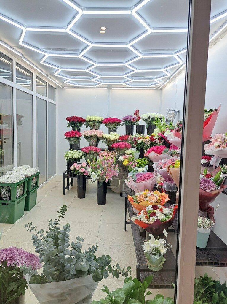 Çiçekçiler Flowers with love, Moskova, foto