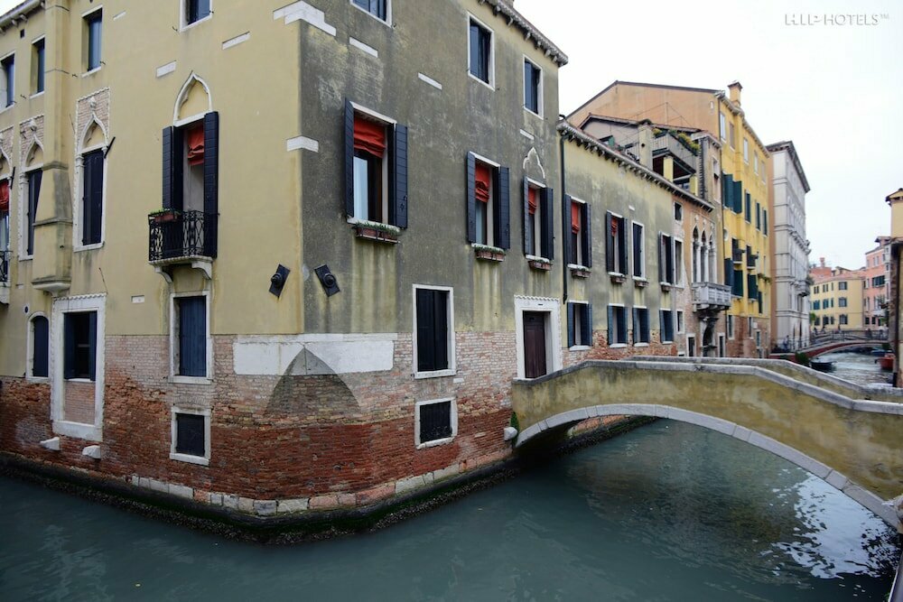 Otel Charming House iQs, Venedik, foto