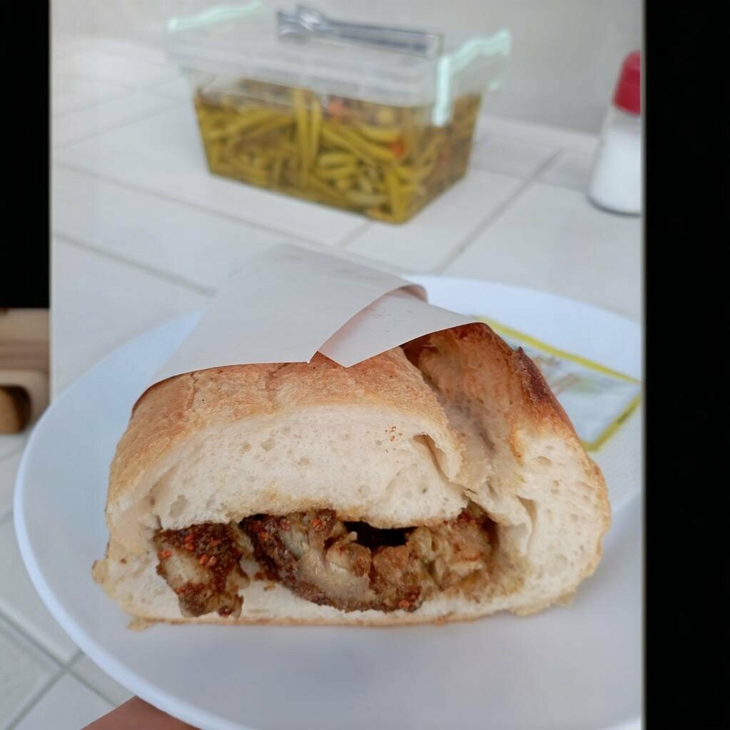 Restoran Uşaklı Süt Kuzu Kokoreç, Kuşadası, foto