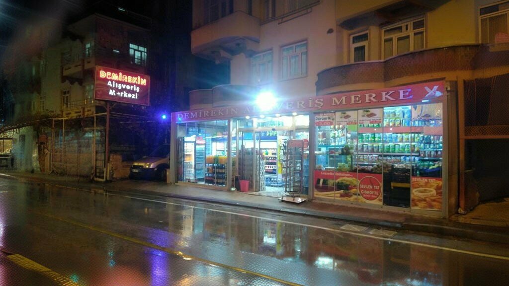 Market Demirekin Market, Isparta, foto