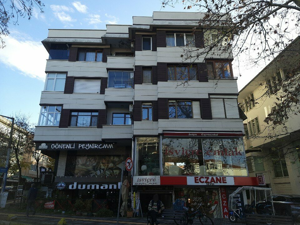 Emlak ofisi Isviçre Gayrimenkul, İstanbul, foto