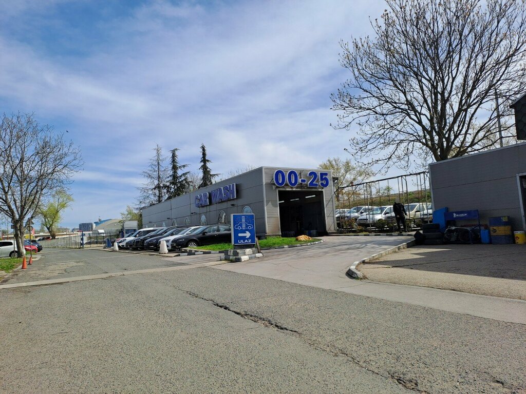 Oto yıkama Car Wash 00-25, Belgrad, foto