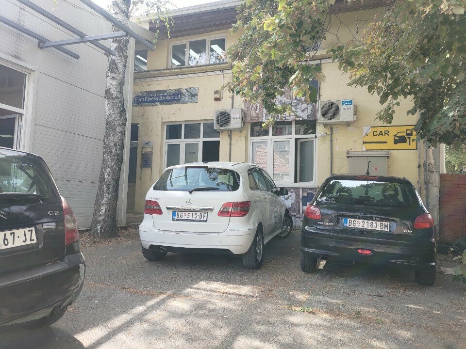Oto kiralama Yakono Rent A Car, Belgrad, foto