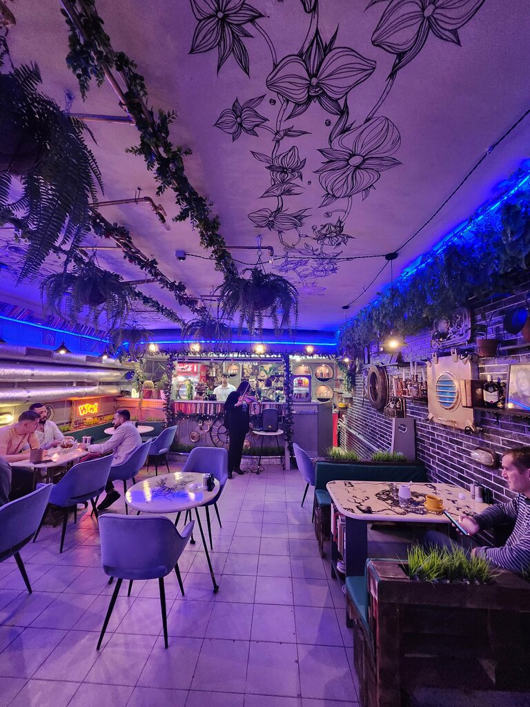 Kafe Elysium on the Volga, Volgograd, foto