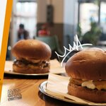 Hol Street Food (Altıeylül Mah., Çakıcı Sok., No:4, Altıeylül, Balıkesir), fast food  Balıkesir'den