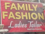 Family Fashion (Tariq Road No:37), giyim mağazası  Karaçi'den