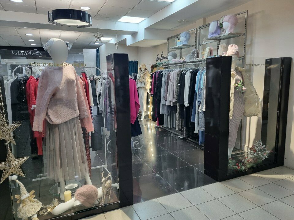 Giyim mağazası La Femme, Orenburg, foto